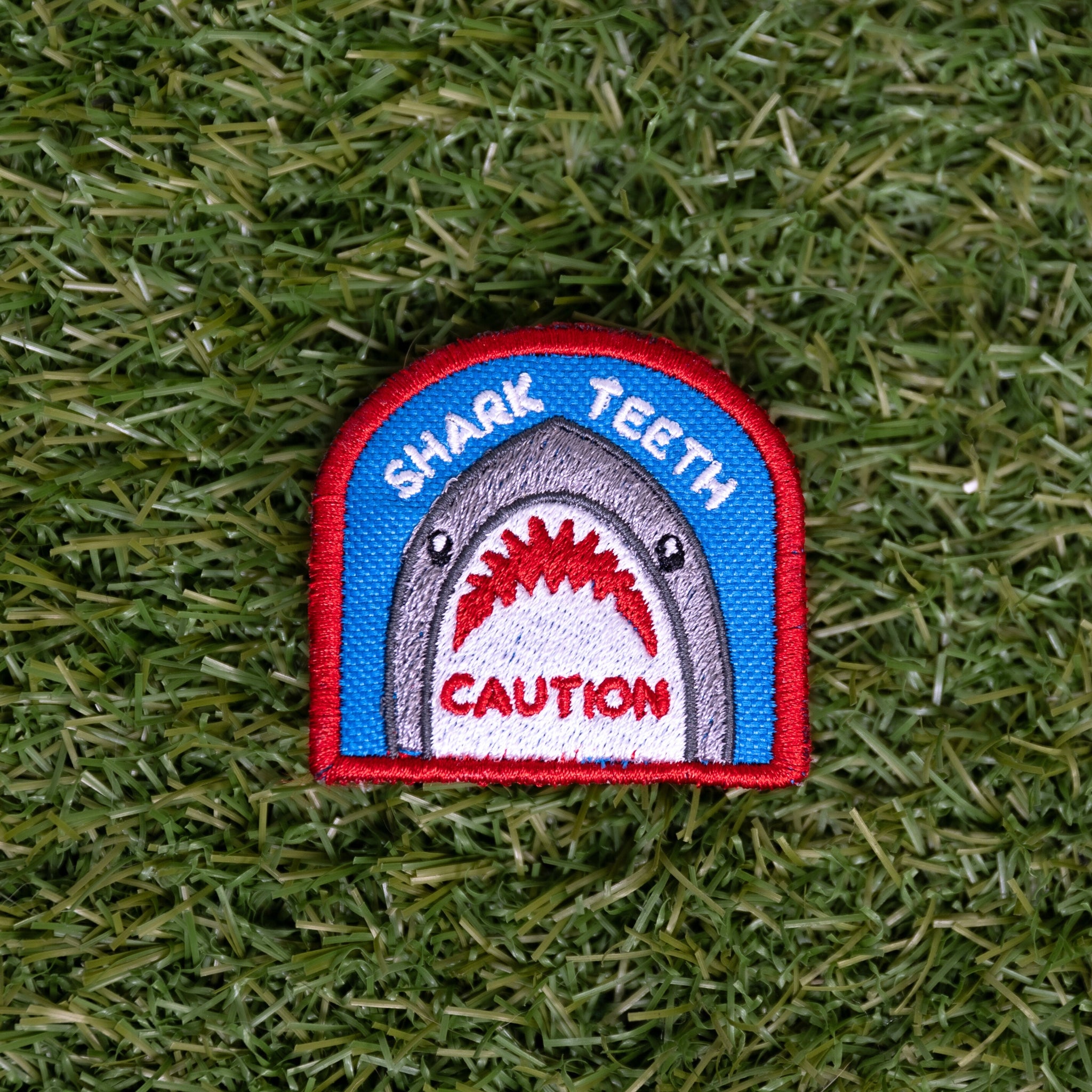 Shark Teeth Arch Patch – K9 Sport Sack